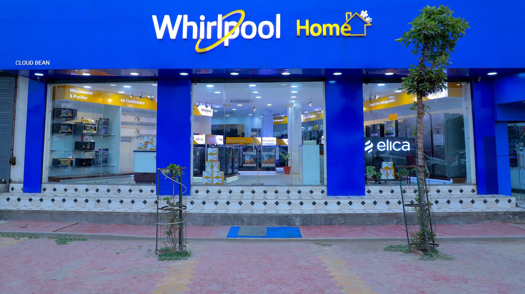 The Importance of Consistency in Offline Retail Branding: Building a ...